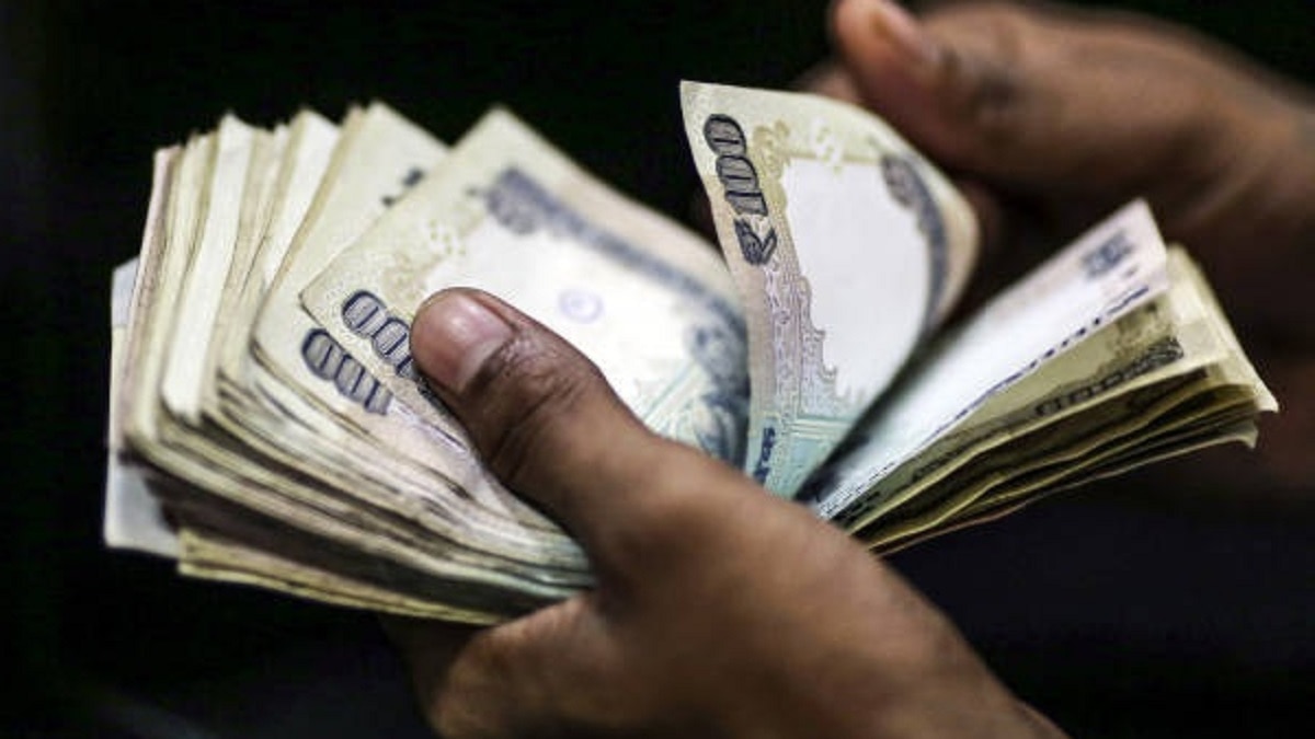 घर में दिख जाएं ये 4 चीजें तो समझ लें आने वाले हैं अच्छे दिन Money