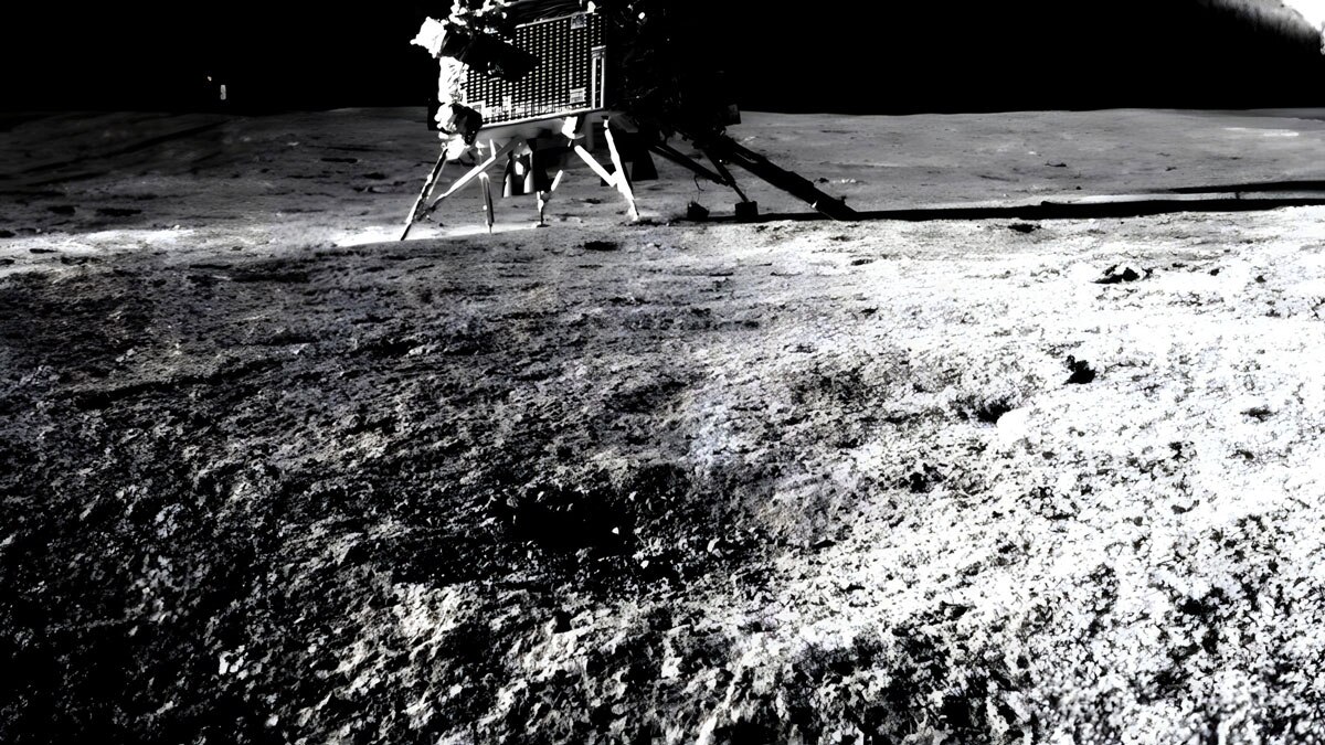 Chandrayaan-3 becomes photographer on the Moon