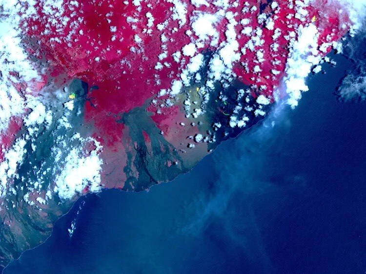 11 Images of Volcanoes as Seen From Space