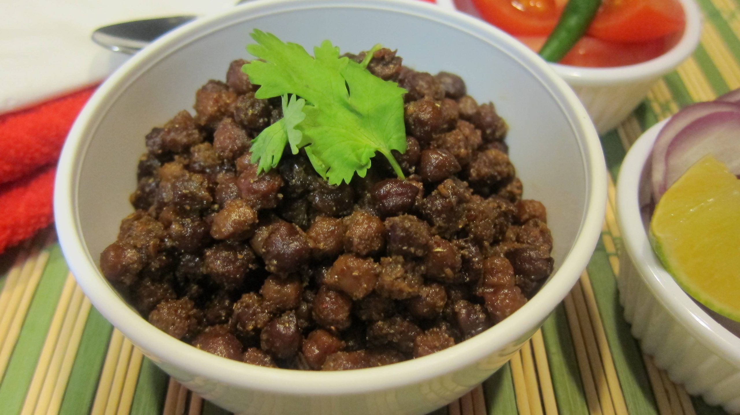 नवरात्रि पर इस तरह बनाएं काले चने, सभी को पसंद आएगा स्वाद - Navratri ...