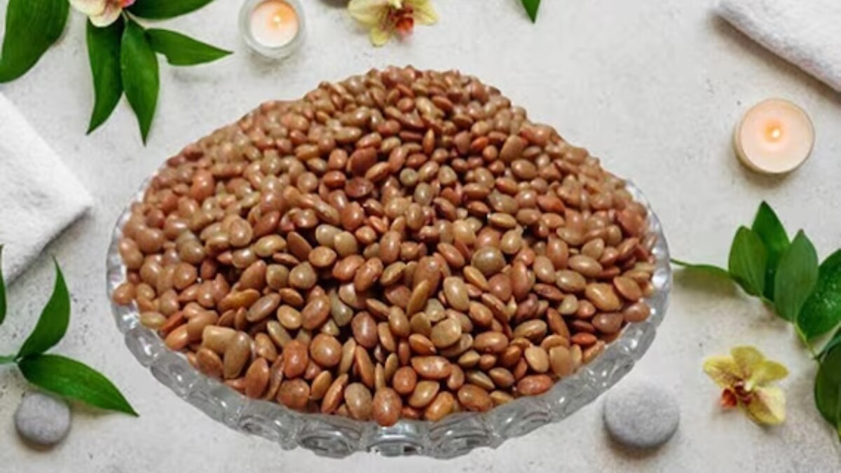 Kulthi Dal: सर्दियों में खाएं ये दाल, रहेंगे सेहतमंद