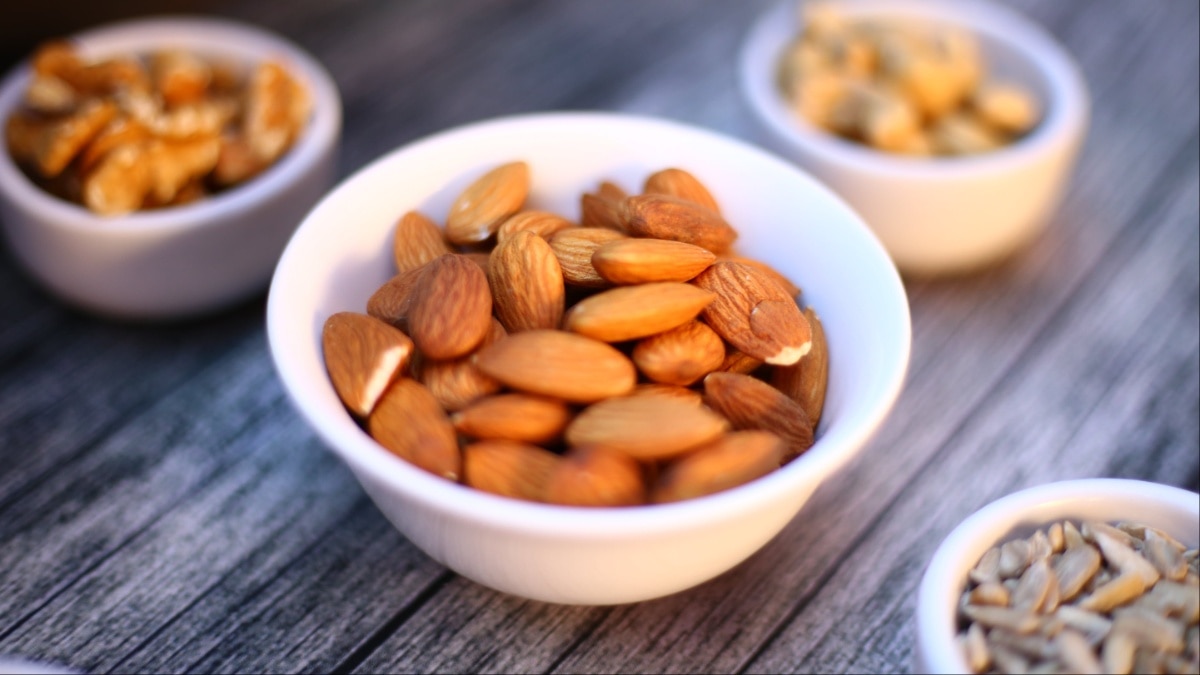 कहीं आप खराब क्वालिटी के बादाम तो नहीं खरीद रहे? ऐसे करें पहचान ...