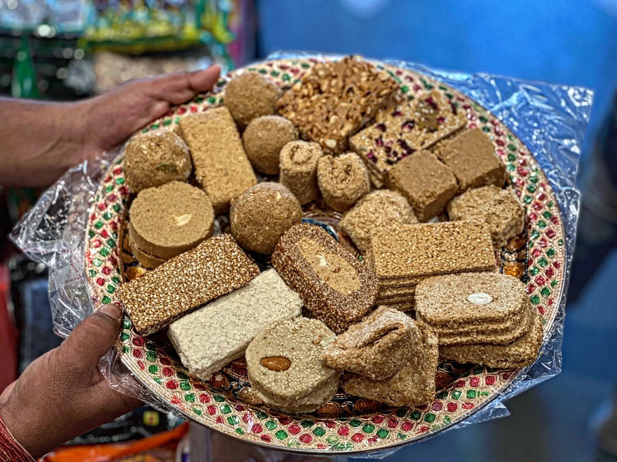 वर्ल्ड फेमस है ये गजक, सालों पुराना है स्वादभरा इतिहास - Many years old ...